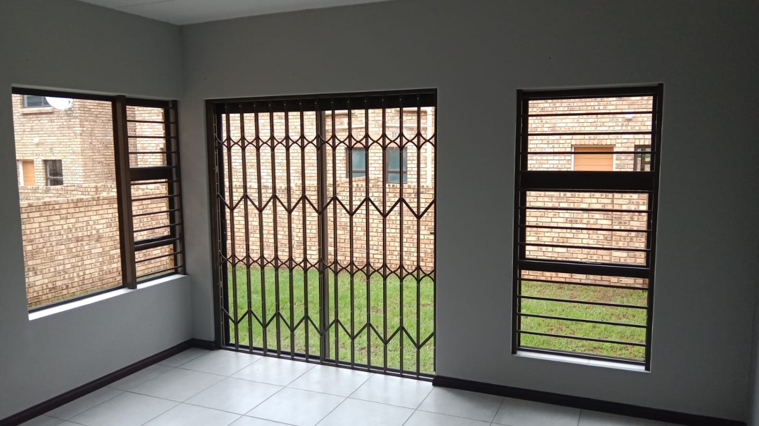 Pro-Max Security Gates - Promax Security Barriers