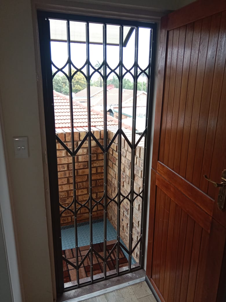Pro-Max Security Gates - Promax Security Barriers